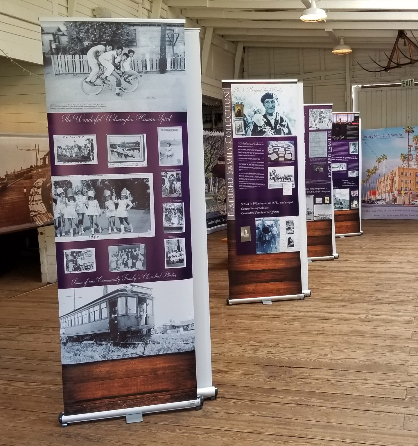 Best Easy Set Up Displays for Museums - Lush Banner Blog